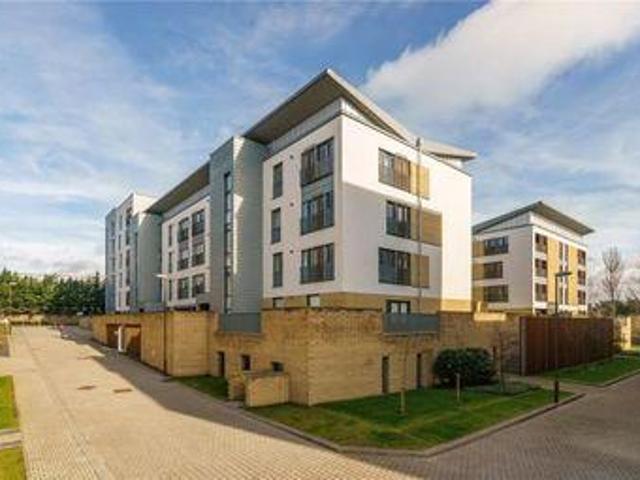 2 Bedrooms Flat for sale in Kimmerghame Terrace, Edinburgh EH4