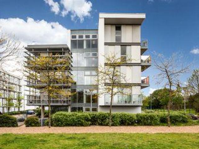 2 Bedrooms Flat for sale in Kinnear Apartments, New River Village, Hornsey N8