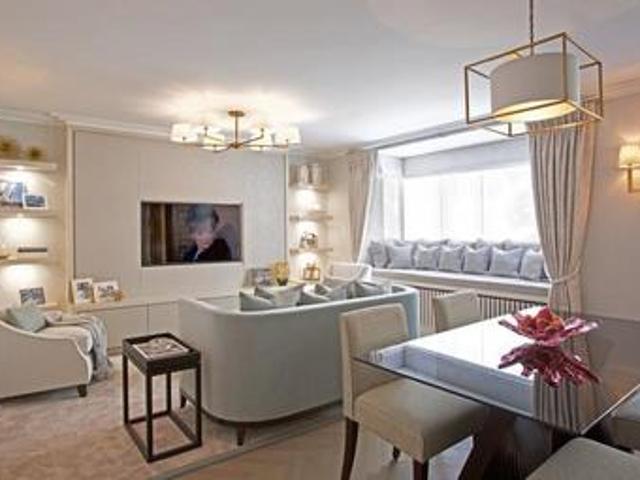 2 Bedrooms Flat for sale in Kinnerton Street, London SW1X