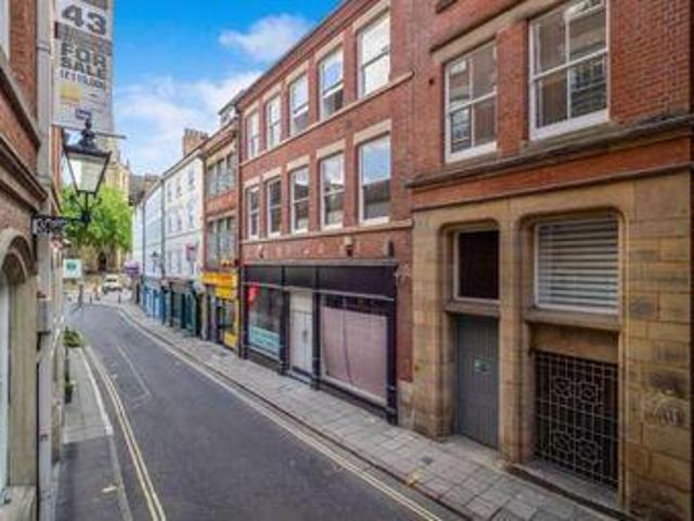 2 Bedrooms Flat for sale in Houndsgate Court, Houndsgate, Nottingham, Nottinghamshire NG1