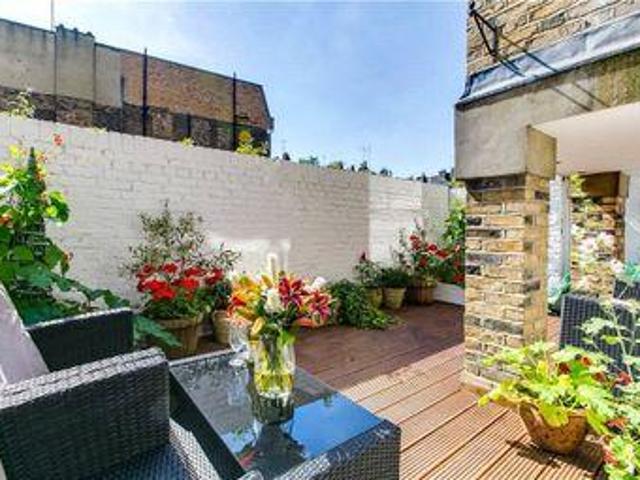 2 Bedrooms Flat for sale in Hogarth Road, London SW5