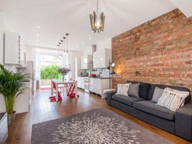 2 Bedrooms Flat for sale in Holland Road, London NW10