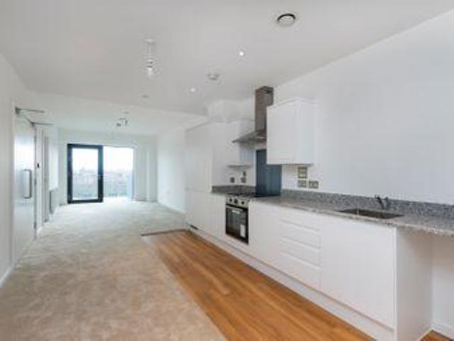 2 Bedrooms Flat for sale in Horizon Building, Ilford IG1