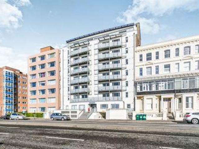 2 Bedrooms Flat for sale in Horizon, Kingsway, Hove BN3