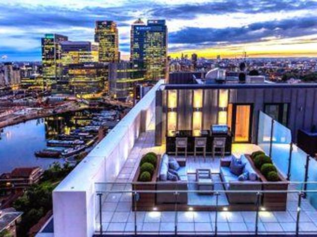 2 Bedrooms Flat for sale in Horizons Tower, Yabsley Street, Canary Wharf, London E14
