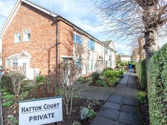 2 Bedrooms Flat for sale in Hatton Court, Springfield Road, Windsor, Berkshire SL4