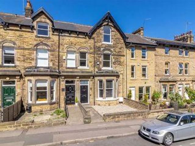 2 Bedrooms Flat for sale in Haywra Street, Harrogate, North Yorkshire HG1