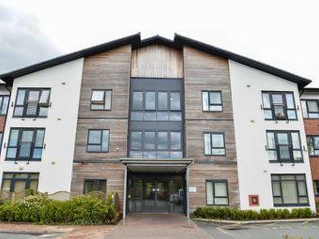 2 Bedrooms Flat for sale in Hambleton Way, Winsford CW7