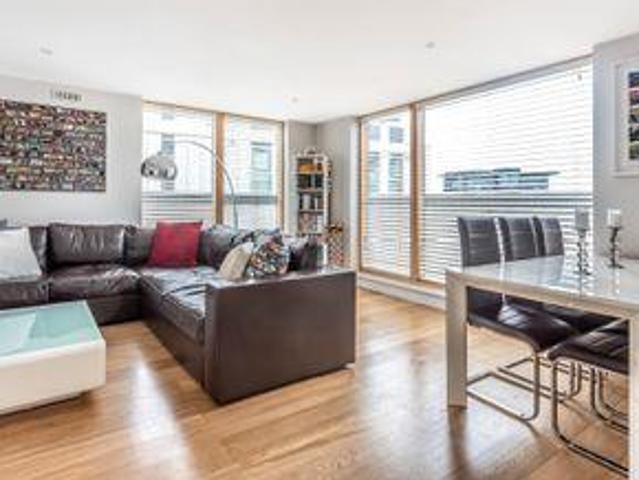 2 Bedrooms Flat for sale in Hardwicks Square, Wandsworth, London SW18