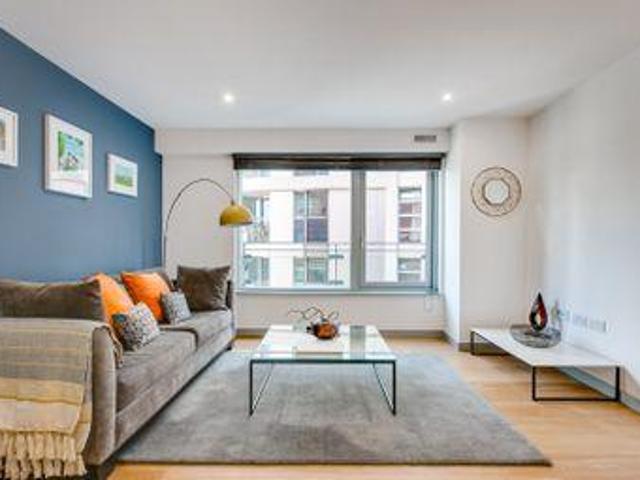 2 Bedrooms Flat for sale in Hardwicks Square, Wandsworth SW18
