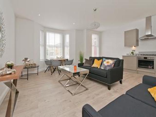 2 Bedrooms Flat for sale in Harlesden Road, Willesden NW10