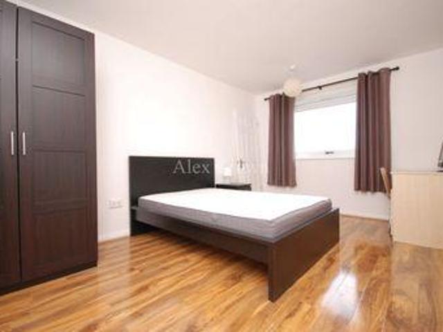 2 Bedrooms Flat for sale in Harrington Square, London NW1