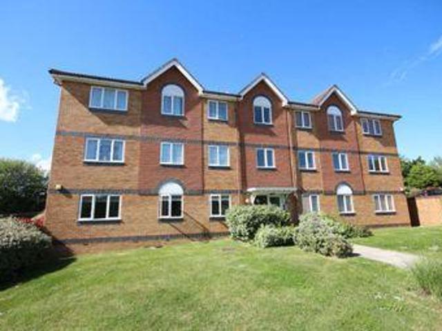 2 Bedrooms Flat for sale in Hebbecastle Down, Warfield, Bracknell RG42