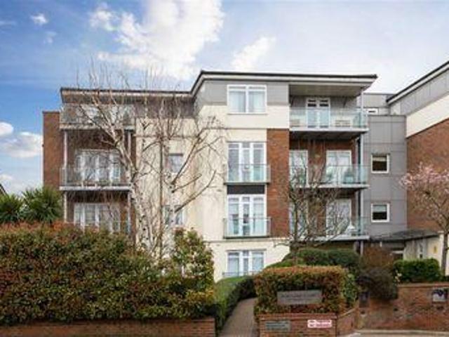2 Bedrooms Flat for sale in Hendon Lane, Finchley, London N3