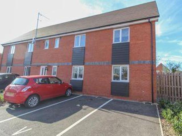 2 Bedrooms Flat for sale in Henton Court, Coventry CV6