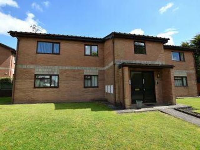 2 Bedrooms Flat for sale in Heol Y Felin, Rhiwbina, Cardiff. CF14