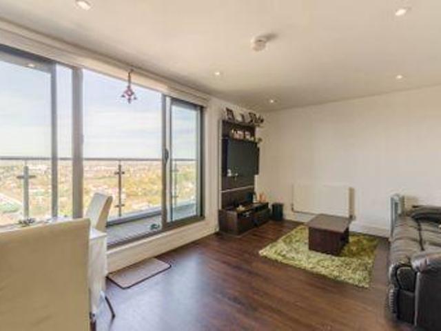 2 Bedrooms Flat for sale in High Road, Wembley HA9