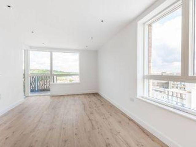 2 Bedrooms Flat for sale in High Street, Hornsey N8