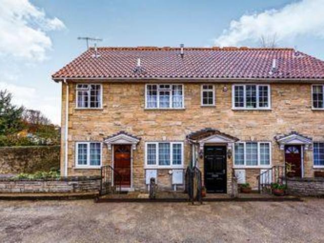 2 Bedrooms Flat for sale in High Street, Maltby, Rotherham S66