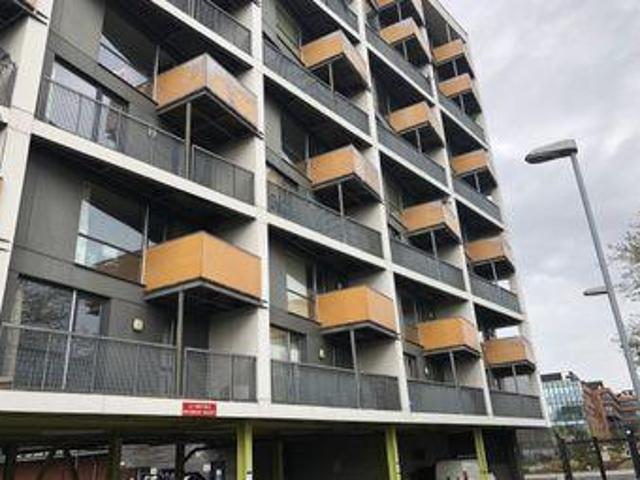 2 Bedrooms Flat for sale in Higher Cambridge Street, Manchester M15