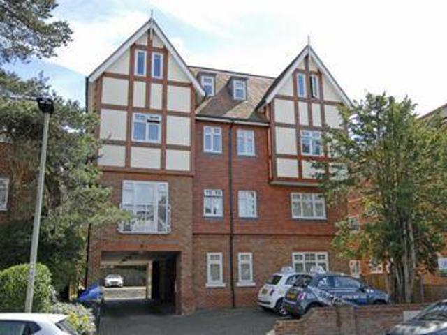 2 Bedrooms Flat for sale in Highland Road, Bromley BR1