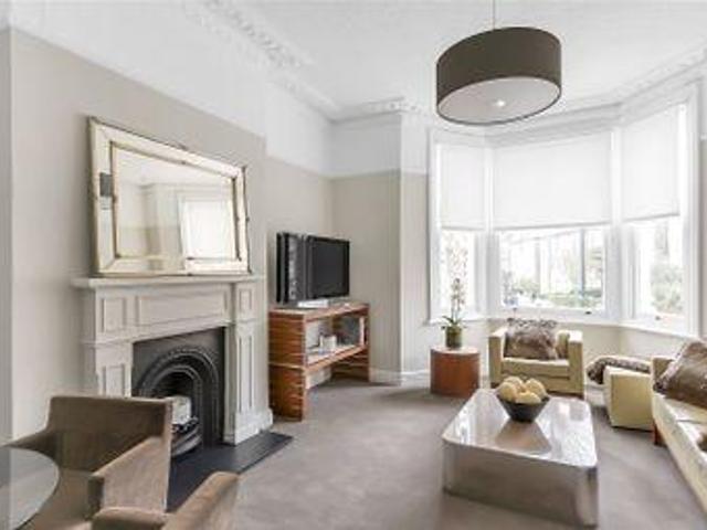 2 Bedrooms Flat for sale in Highlever Road, London W10