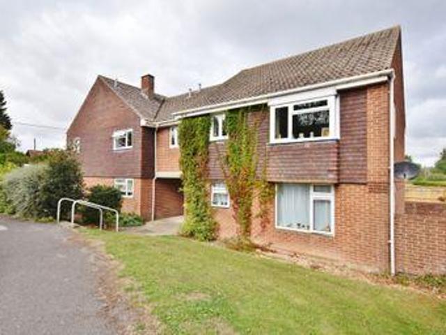 2 Bedrooms Flat for sale in Hill Piece, Chilton, Didcot OX11