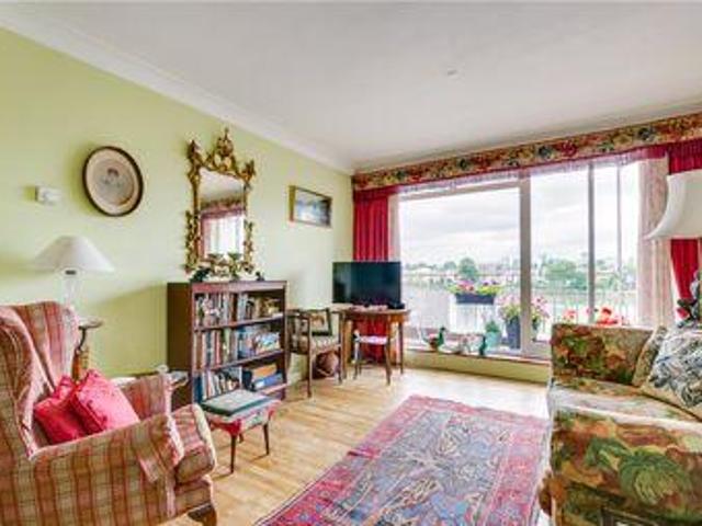 2 Bedrooms Flat for sale in Hurlingham Court, Ranelagh Gardens, London SW6