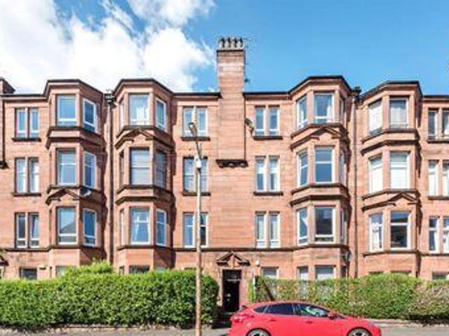 2 Bedrooms Flat for sale in Ingleby Drive, Dennistoun, Glasgow G31 2Pu