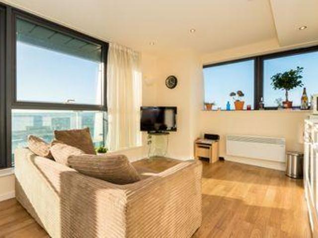 2 Bedrooms Flat for sale in Ingram Street, Holbeck, Leeds LS11
