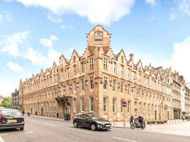 2 Bedrooms Flat for sale in Ingram Street, Merchant City, Glasgow, Lanarkshire G1