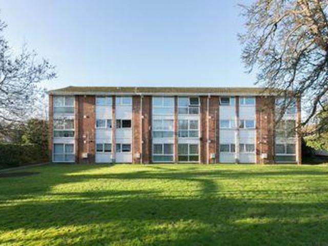 2 Bedrooms Flat for sale in Inks Green, London E4