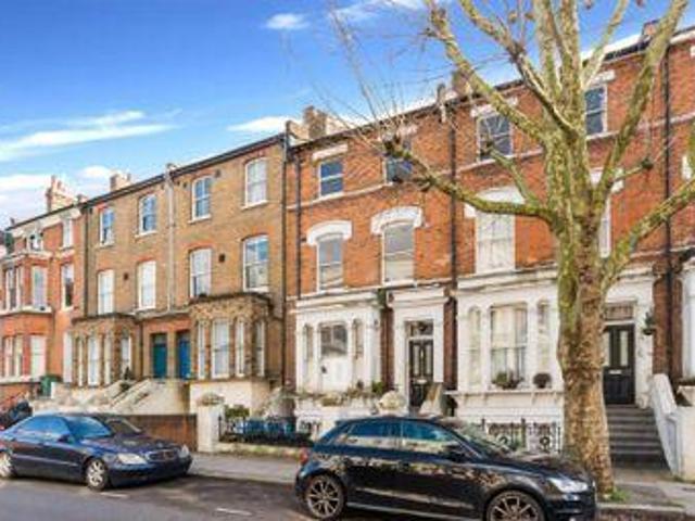 2 Bedrooms Flat for sale in Iverson Road, West Hampstead NW6