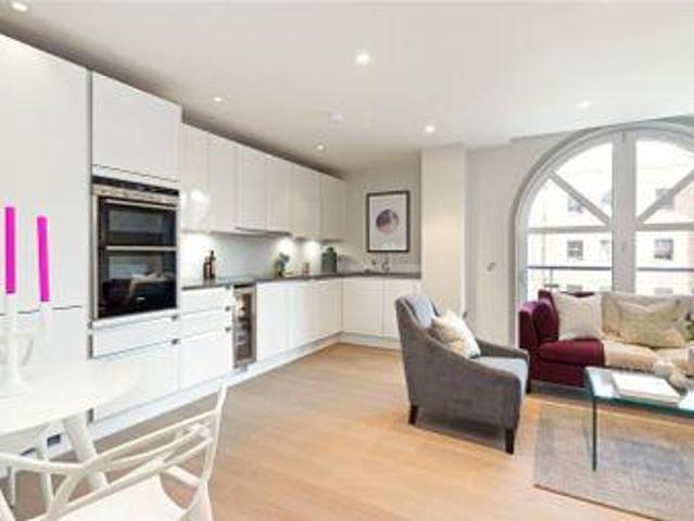 2 Bedrooms Flat for sale in Ivory House, Battersea, London SW11