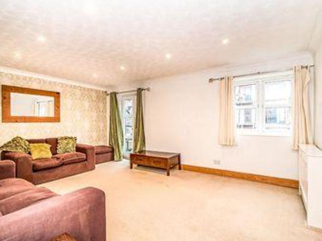 2 Bedrooms Flat for sale in James Brindley Basin, Manchester M1