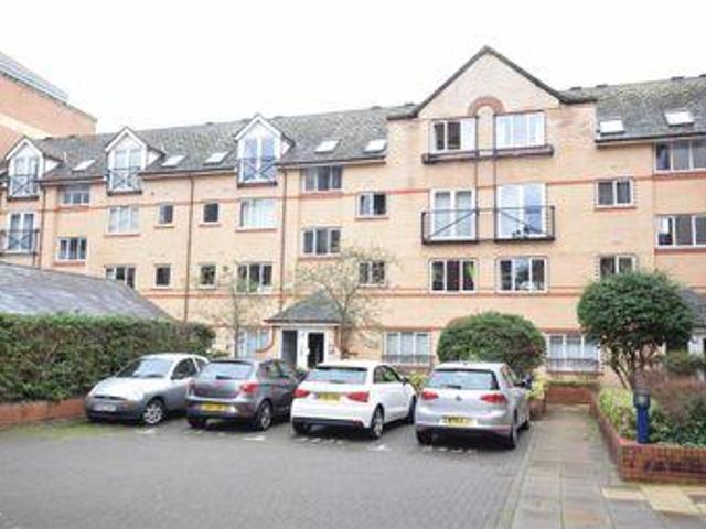 2 Bedrooms Flat for sale in Jessop Court, Ferry Street, Bristol BS1