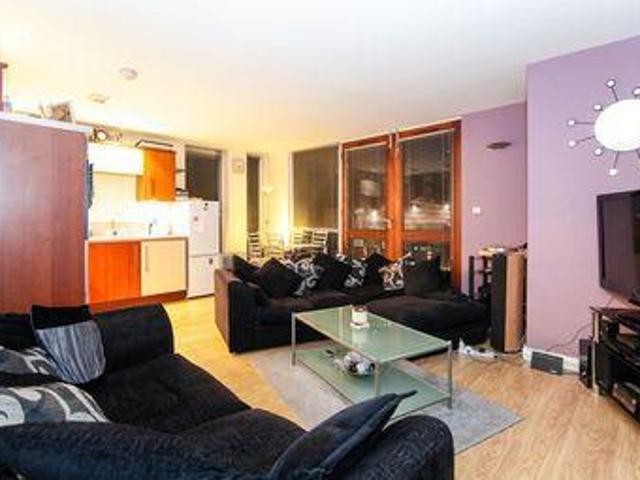 2 Bedrooms Flat for sale in Jutland House, 15 Jutland House, Manchester M1