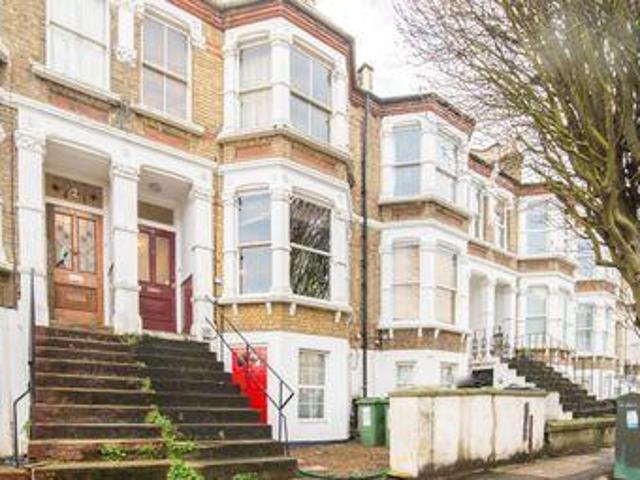 2 Bedrooms Flat for sale in Ommaney Rd, New Cross SE14