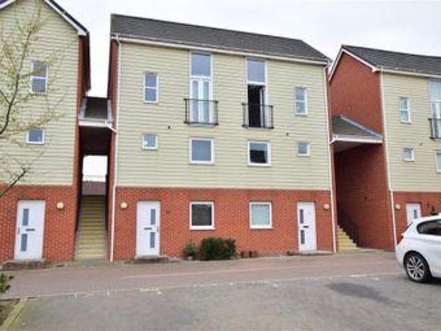 2 Bedrooms Flat for sale in Onyx Drive, Sittingbourne, Kent ME10