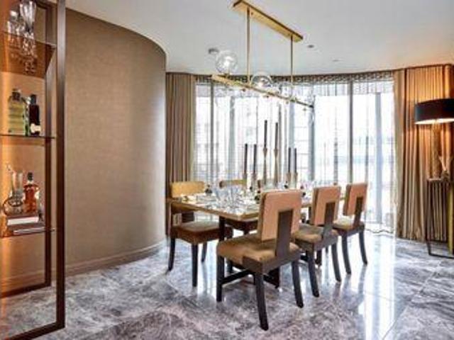 2 Bedrooms Flat for sale in One Blackfriars, Southbank SE1