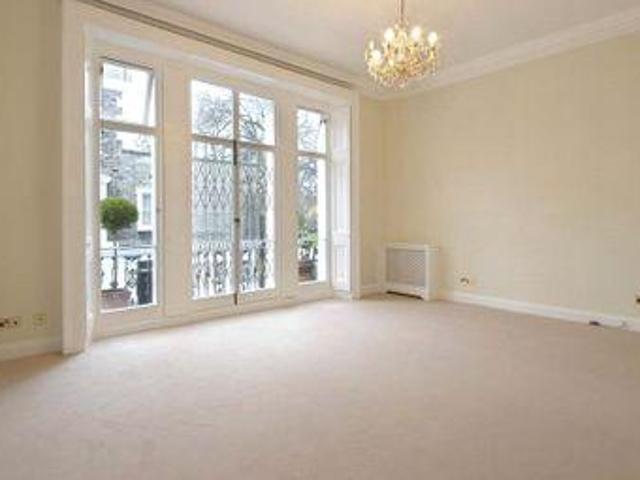 2 Bedrooms Flat for sale in Onslow Square, South Kensington, London SW7