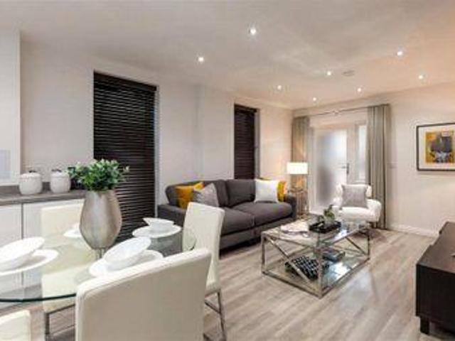 2 Bedrooms Flat for sale in Oakleigh Grove, Oakleigh Rd North, Whetstone, London N20