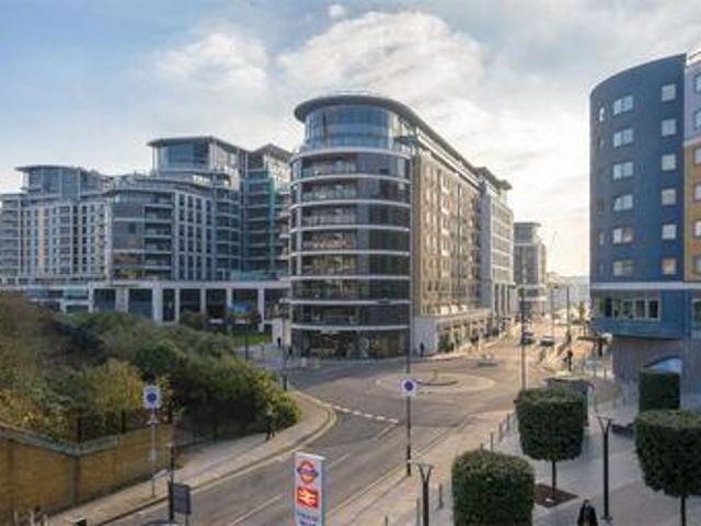 2 Bedrooms Flat for sale in Octavia House, Imperial Wharf, Townmead Road SW6