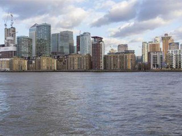 2 Bedrooms Flat for sale in Odessa Street, London SE16