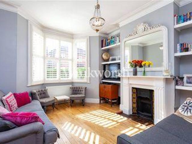 2 Bedrooms Flat for sale in Odsey Villas, Umfreville Road, London N4