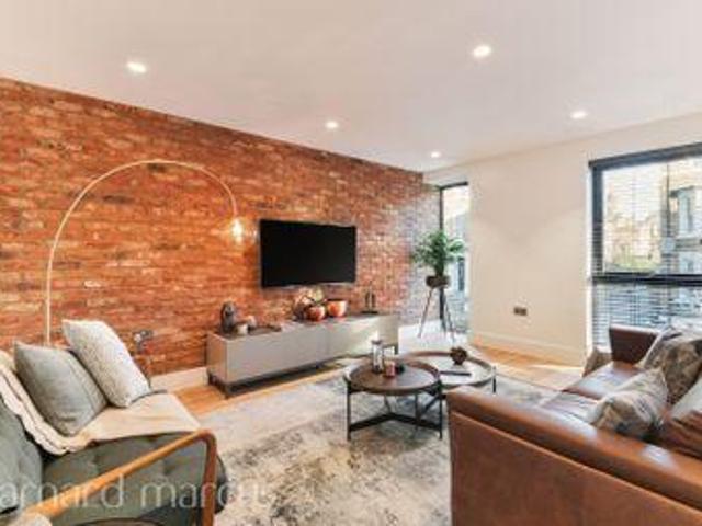2 Bedrooms Flat for sale in Offley Road, Oval, London SW9