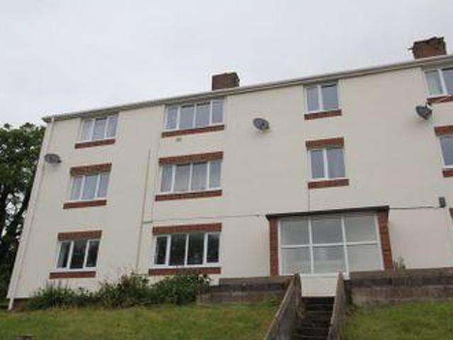 2 Bedrooms Flat for sale in Owens Close, Barry CF62