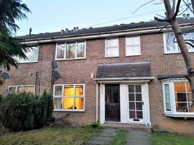 2 Bedrooms Flat for sale in Low Lane, Horsforth, Leeds LS18