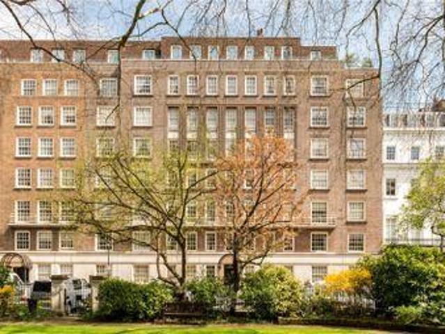 2 Bedrooms Flat for sale in Lowndes Square, London SW1X