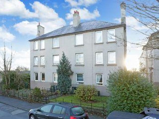 2 Bedrooms Flat for sale in Loaning Road, Restalrig, Edinburgh EH7